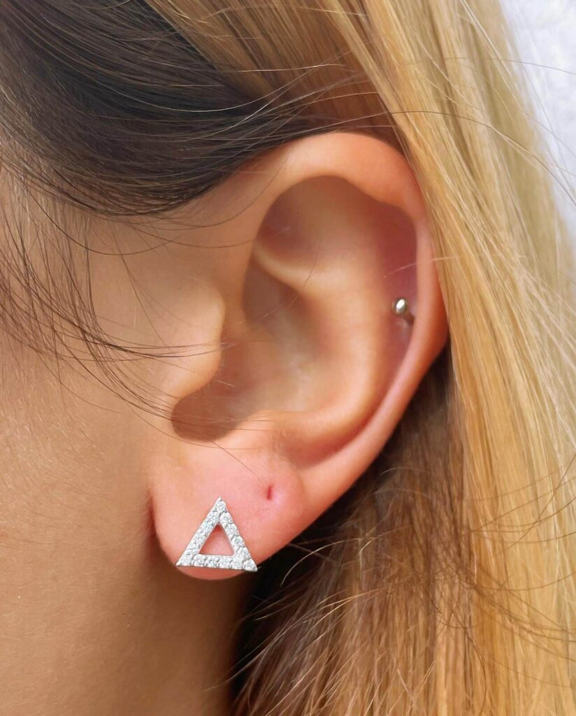 Open Triangle Diamond Earrings - nature shiny