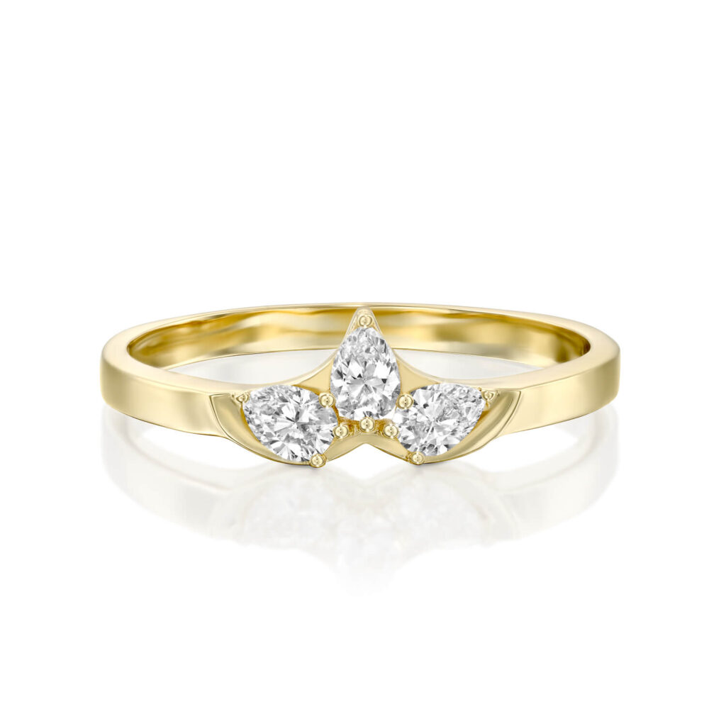 Three Pear Diamond Ring - nature shiny
