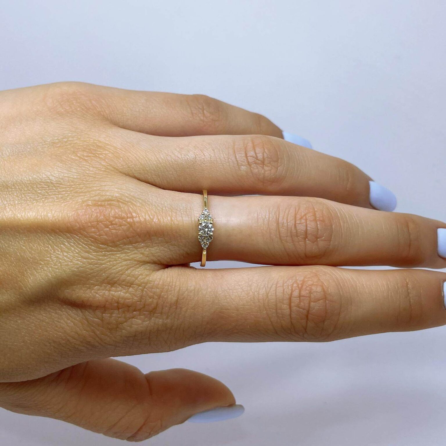 Delicate Diamond Engagement Ring - nature shiny